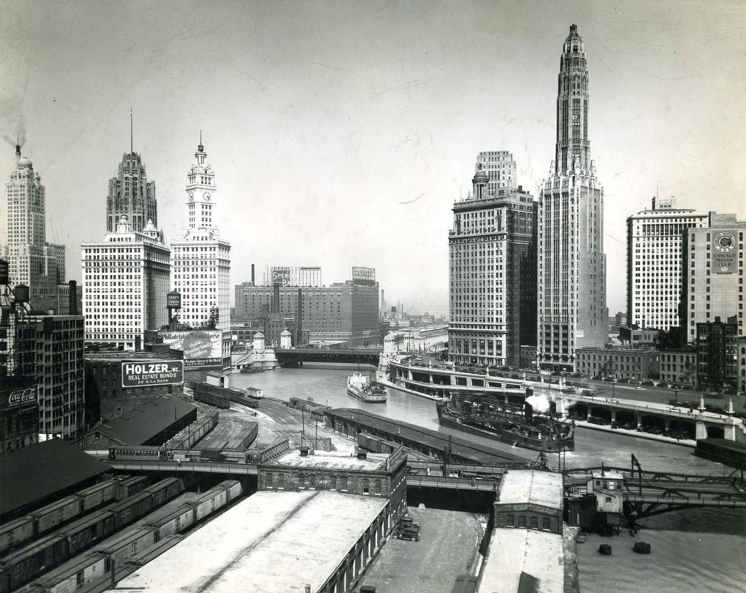 Vintage photos of cities and landmarks around the world