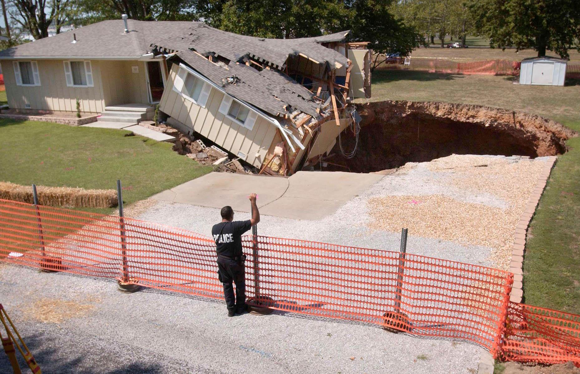 Sinkholes To Vanishing Mansions: Mysterious Disappearing Houses Around ...