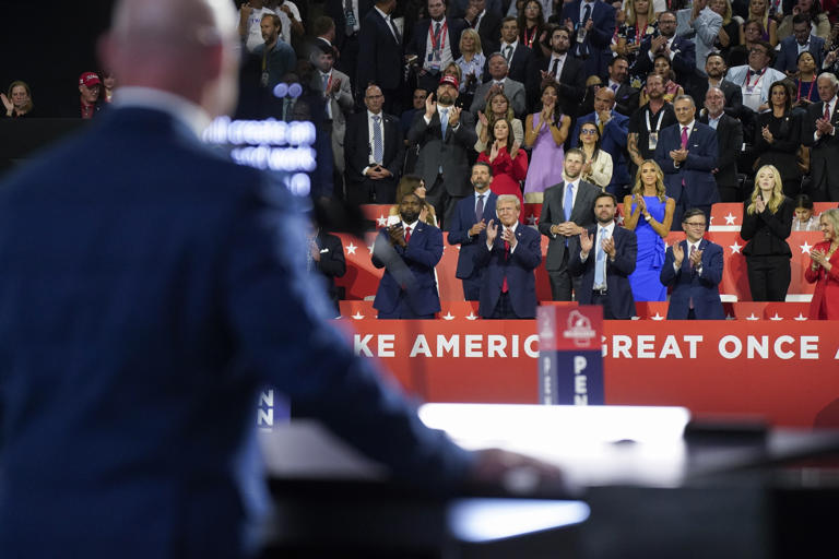 ‘Betrayed’: Unions, White House irate over Teamsters president’s RNC speech ‘Betrayed’: Unions, White House irate over Teamsters president’s RNC speech