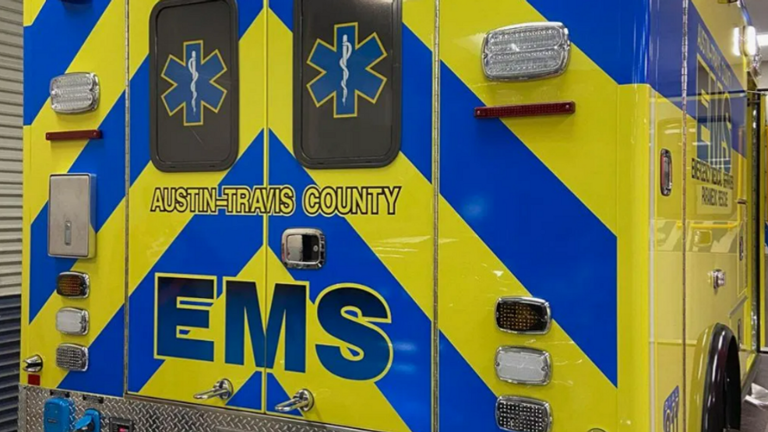 Motorcyclist critically injured in SE Austin crash