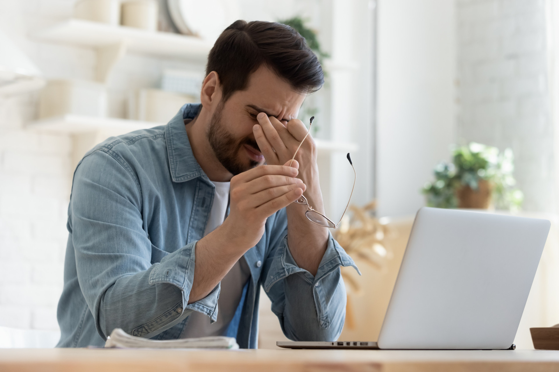 De gevaren van het onderdrukken van emoties