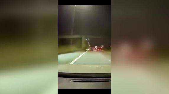 Auto contromano sulla Milano-Meda provoca un incidente: tre feriti Auto contromano sulla Milano-Meda provoca un incidente: tre feriti