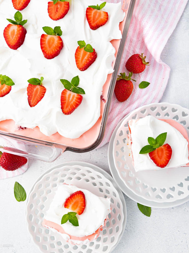 Easy No-Bake Strawberry Angel Food Cake