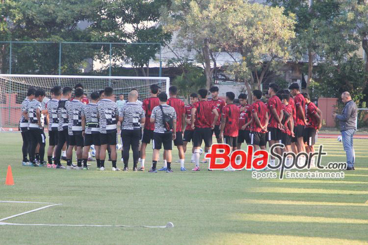 ASEAN Cup U-19 2024 - 3 Striker Thailand Dijejali Latihan Privat ... ASEAN Cup U-19 2024 - 3 Striker Thailand Dijejali Latihan Privat ...