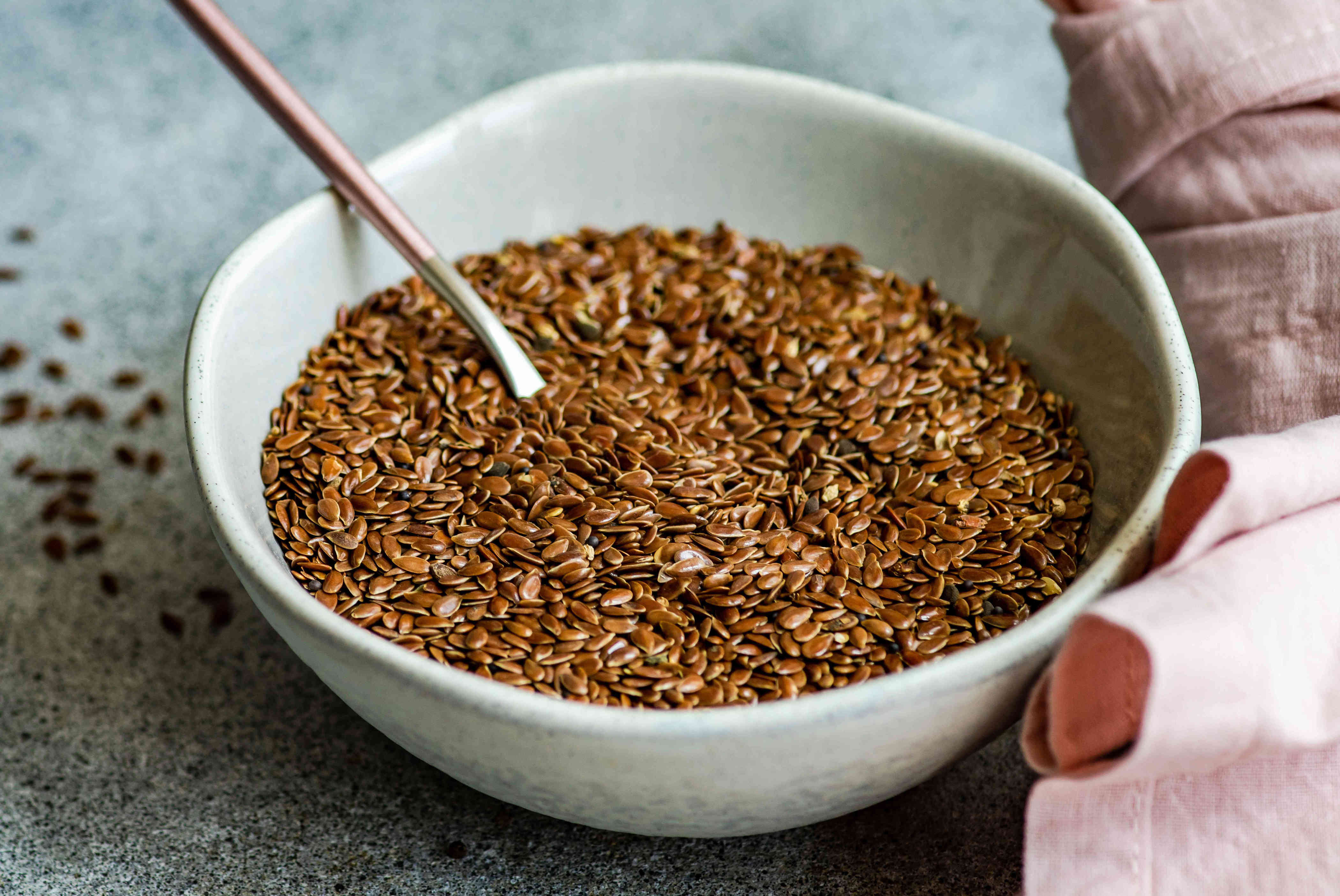 How to Eat Flax Seeds the Right Way—Whether Whole, Ground, or Made Into Oil