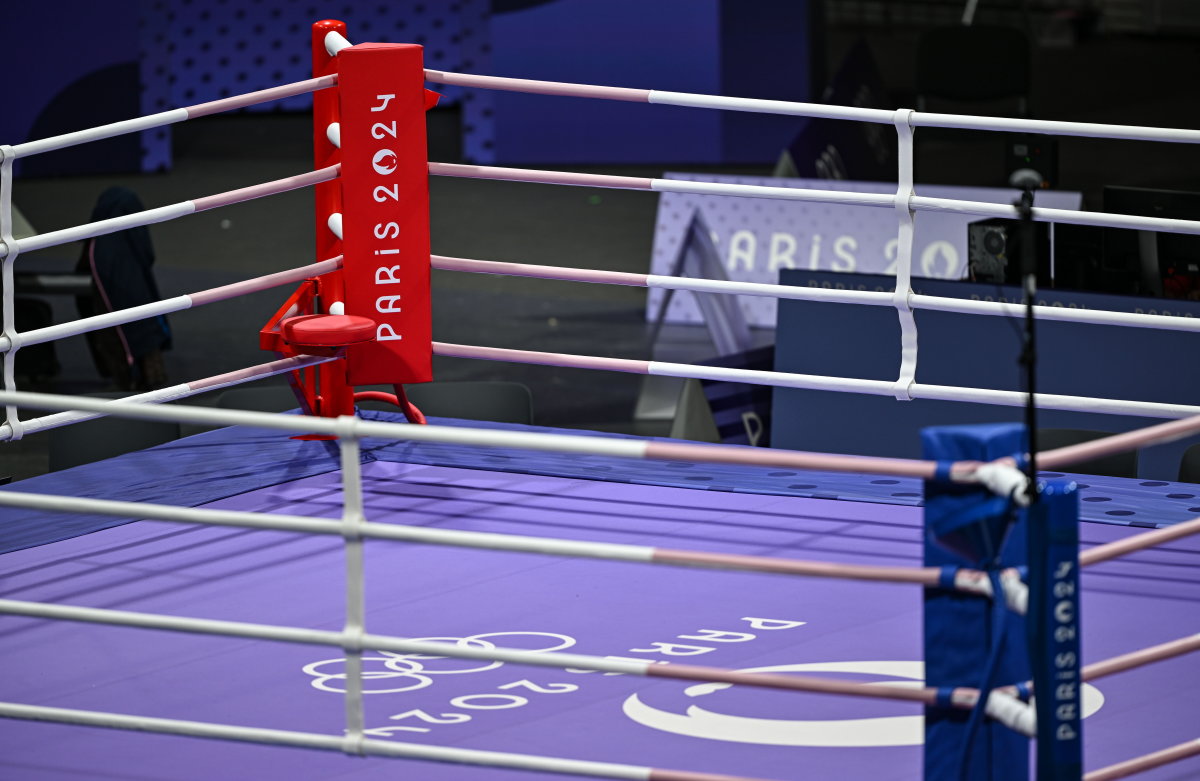 Professional Boxer Dead After Collapsing During Fight