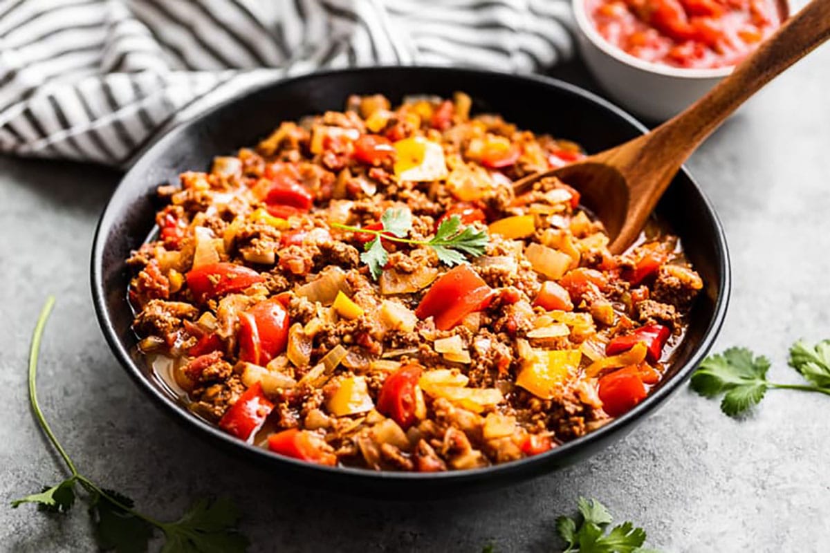 Mouthwatering Slow Cooker Beef Recipes for Any Occasion