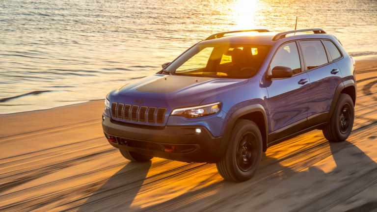 Every Jeep Hybrid And Plug-in Hybrid Available Today