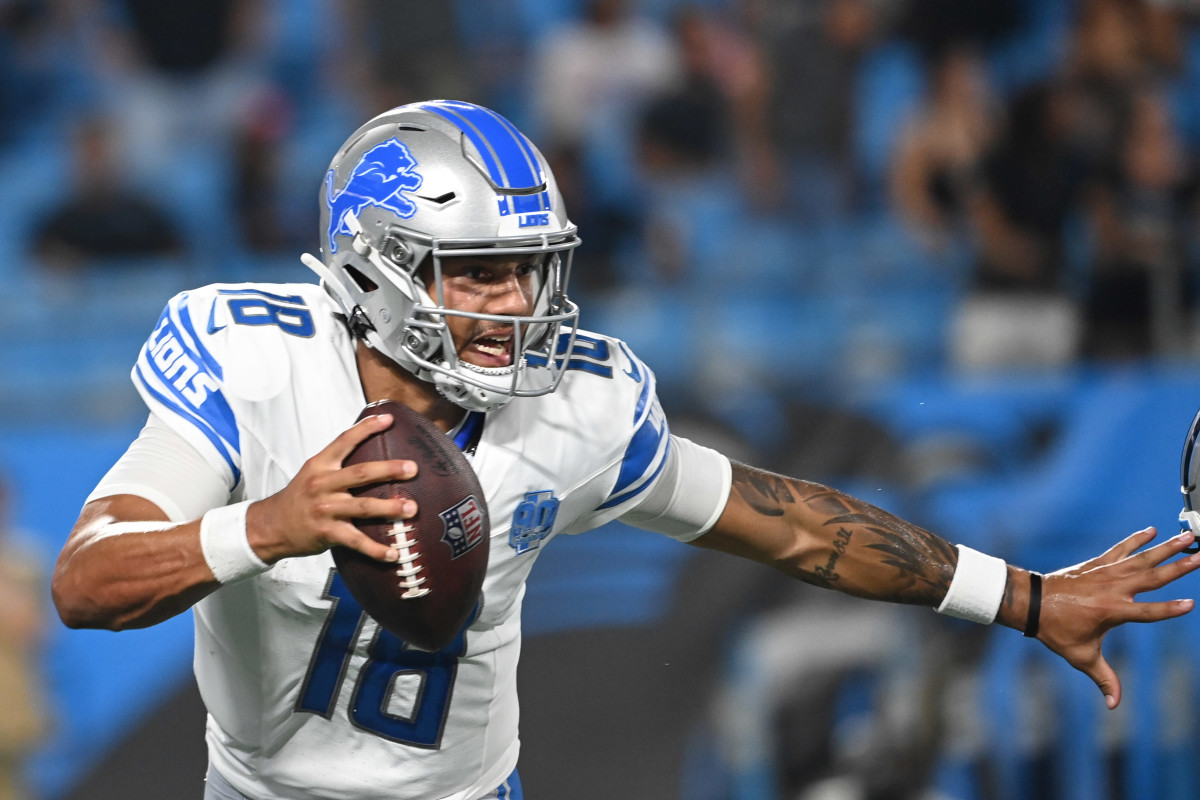 Jets Announce MVP QB Among 10 Prospects Signed To New Contracts