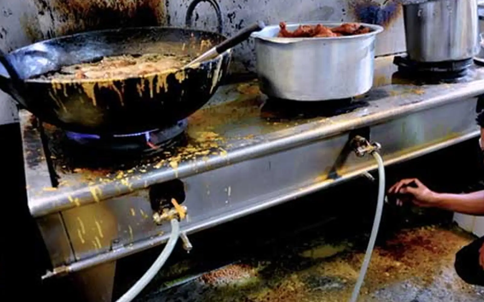 910 dirty eateries shut down from January to June