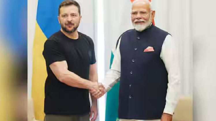 Congress criticizes PM Modi's proposed Ukraine visit amid Manipur crisis Congress criticizes PM Modi's proposed Ukraine visit amid Manipur crisis