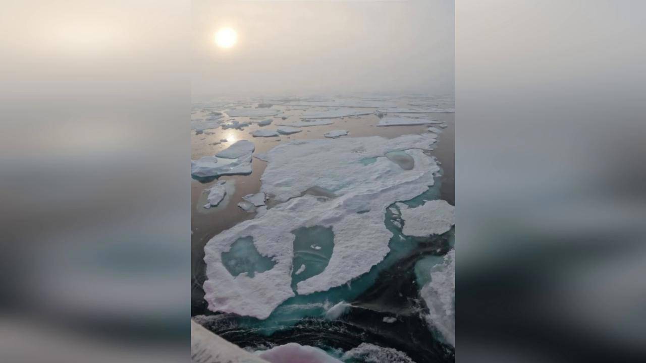 Scientists launch Arctic mission to find secret of melting glaciers Scientists launch Arctic mission to find secret of melting glaciers