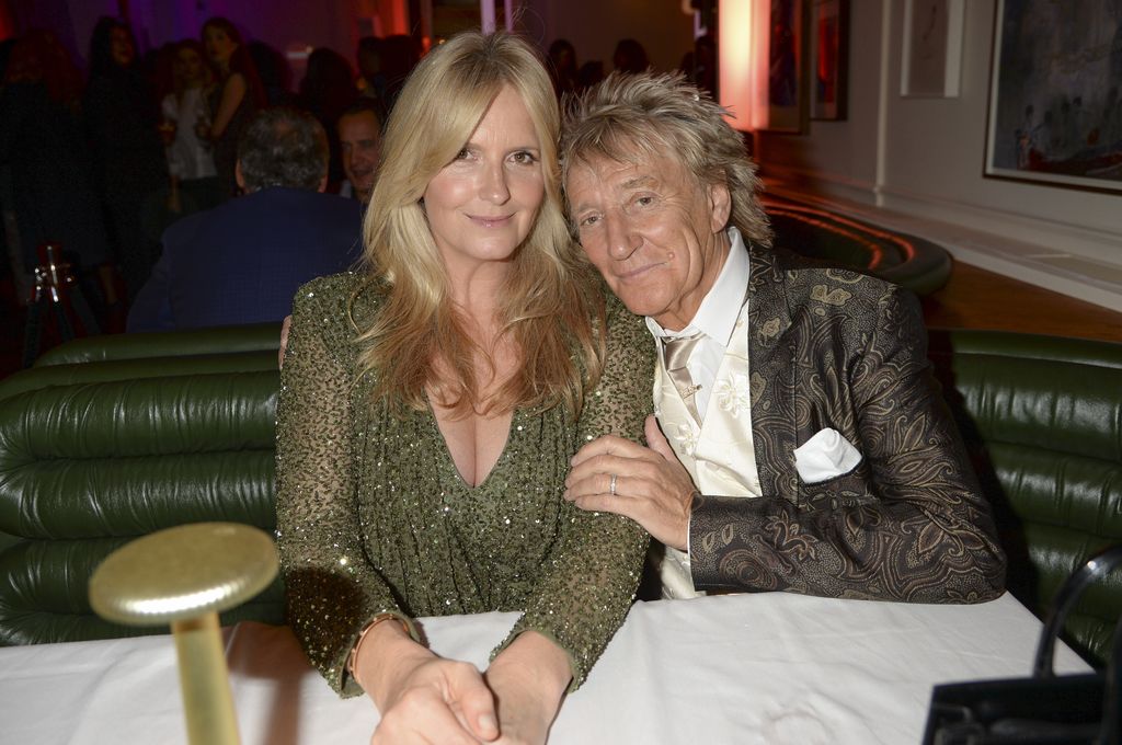 Rod Stewart and wife Penny Lancaster welcome new family additions - 1 ...