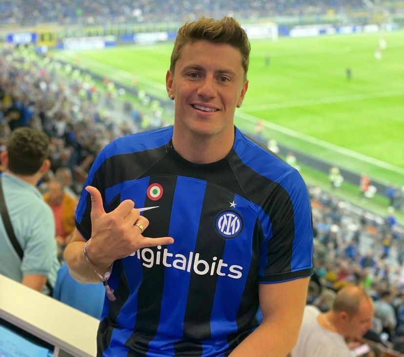 Nicolò Martinenghi, chi è: età, famiglia, fidanzata. Odiava l'acqua (ed ...