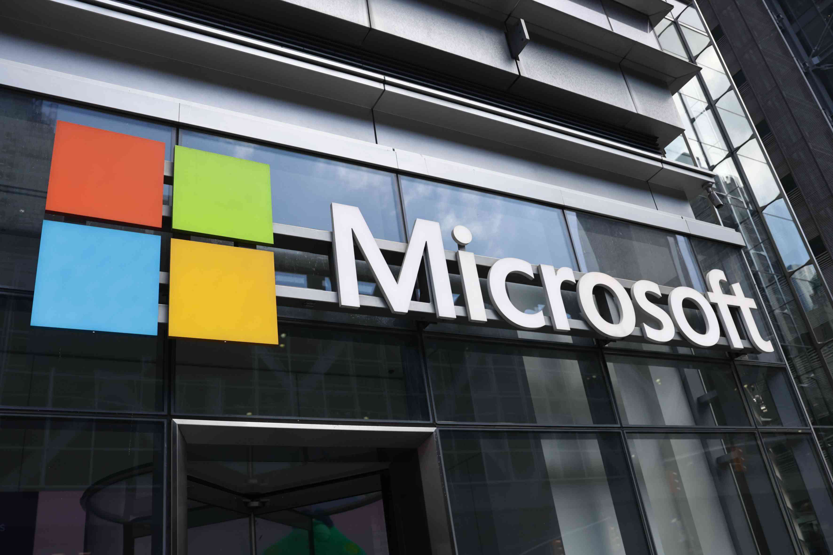 What You Need To Know Ahead of Microsoft's Earnings Report What You Need To Know Ahead of Microsoft's Earnings Report
