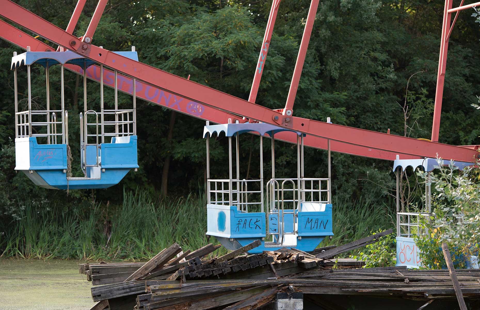 Abandoned amusement parks left to rot and ruin