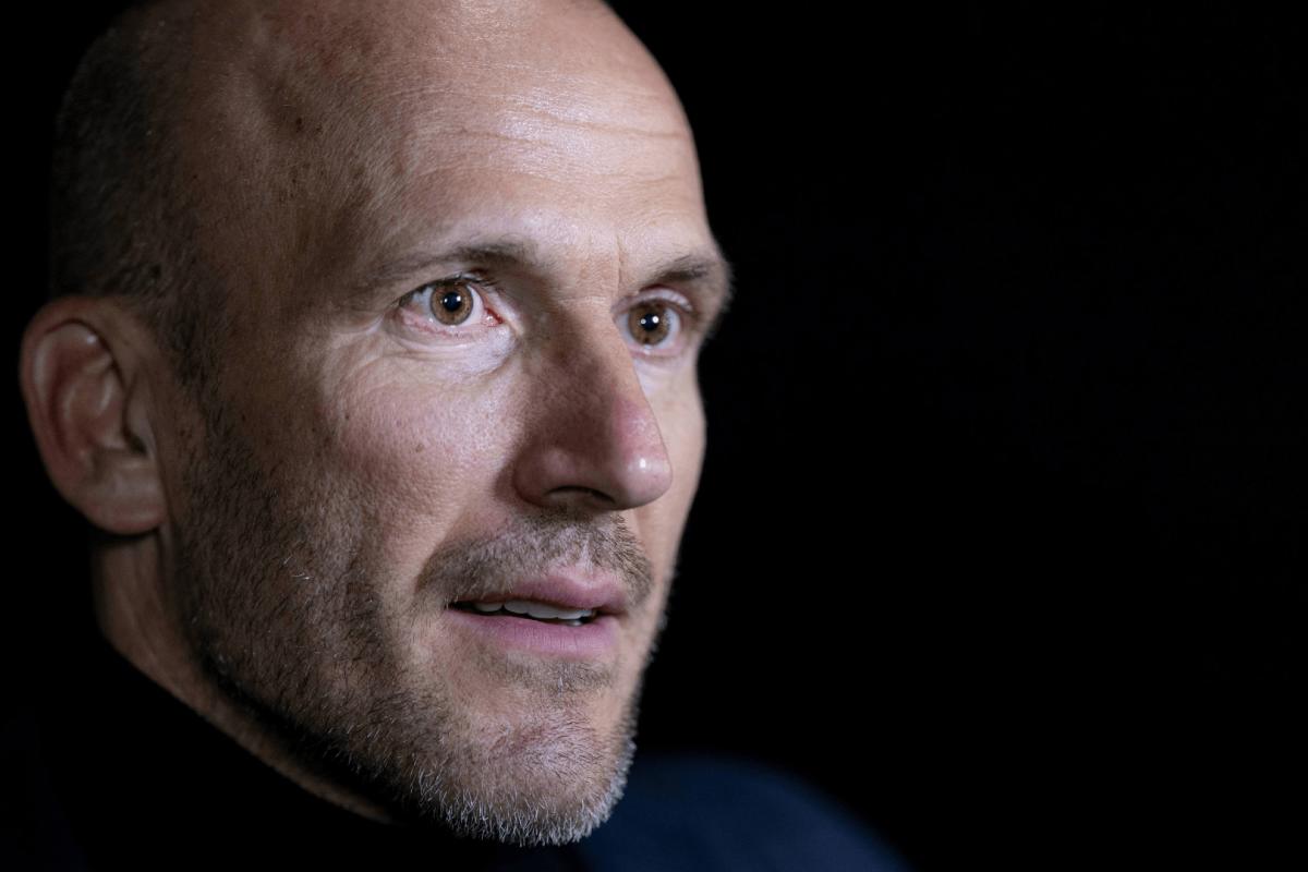 Ajax transfernieuws: AS Roma biedt Zeki Çelik in ruil aan voor Devyne ...