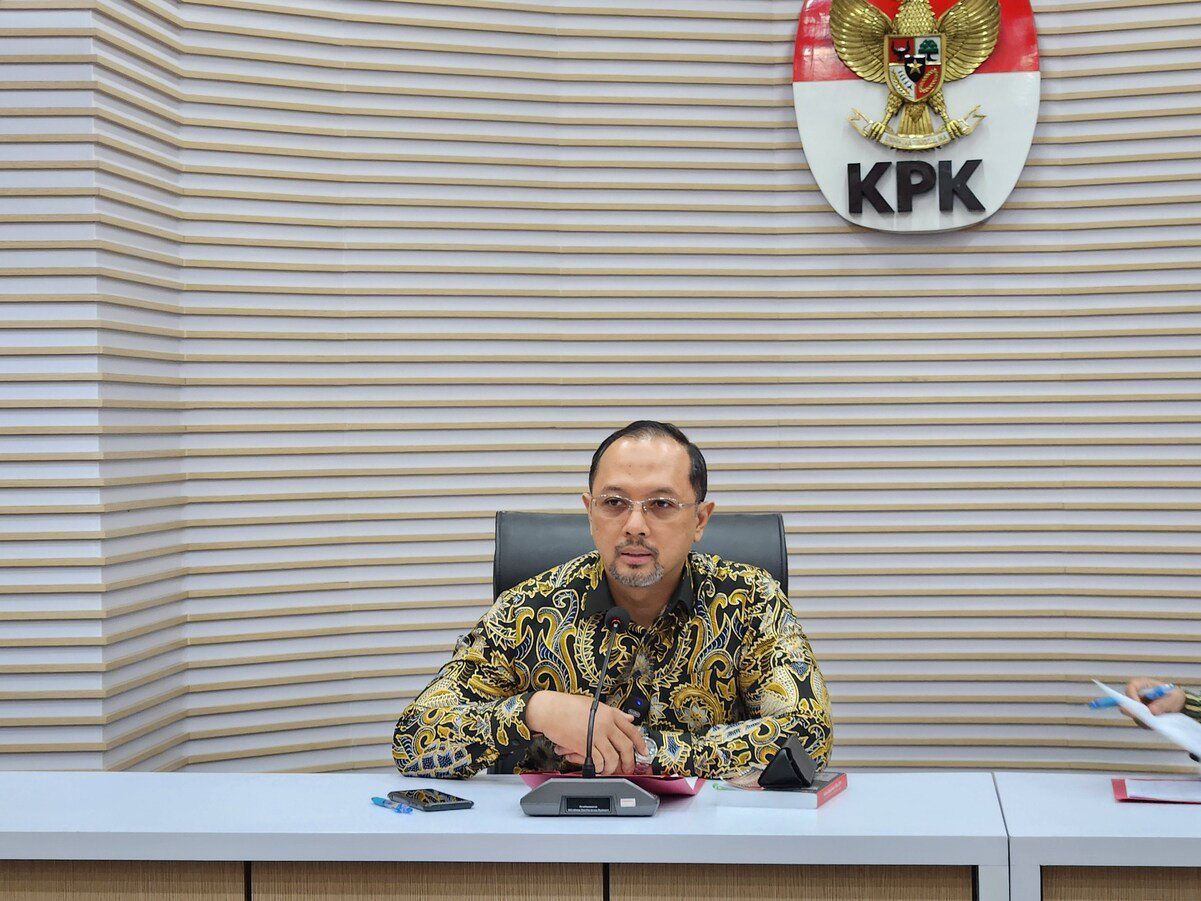 Usut Kasus Pencucian Uang di Malut, KPK Periksa PT Mega Haltim Mineral Usut Kasus Pencucian Uang di Malut, KPK Periksa PT Mega Haltim Mineral