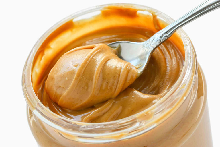 I Asked 3 Food Experts To Name the Best Peanut Butter and They All Said ...