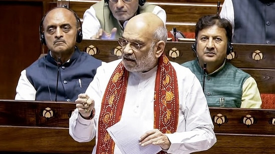 Kerala CM counters Amit Shah's 'early warnings' claim on Wayanad ... Kerala CM counters Amit Shah's 'early warnings' claim on Wayanad ...
