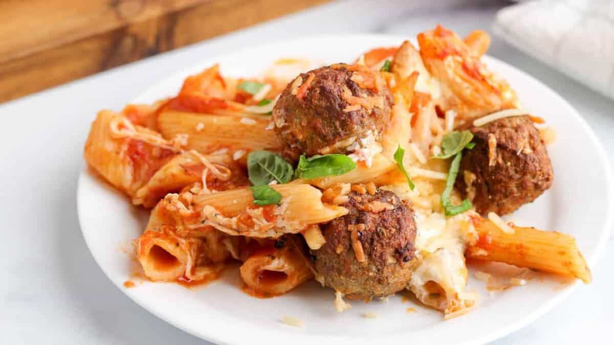 22 Quick and Easy Dump-and-Bake Dinners for the Whole Family
