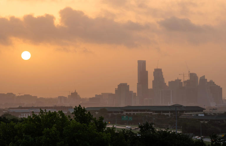 When is Saharan dust expected to reach Texas? Track when hazy skies hit ...