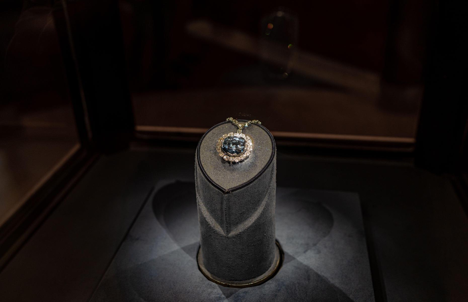 24 Secrets Of The Smithsonian Institution