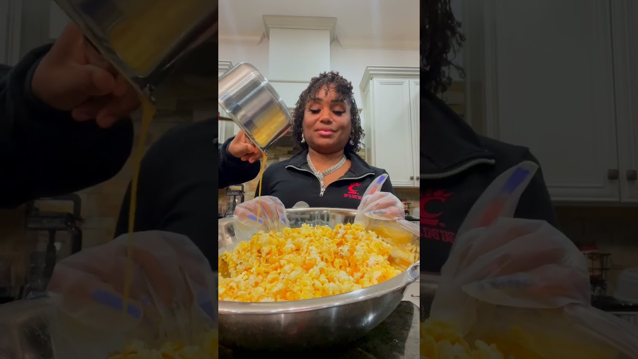 Simple 2-step caramel popcorn recipe