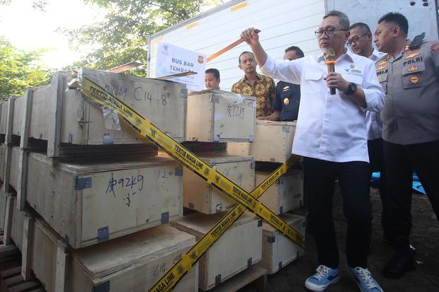 Satgas Kerja Pekan Ini, YLKI Ingatkan Maraknya Makanan Impor Ilegal Satgas Kerja Pekan Ini, YLKI Ingatkan Maraknya Makanan Impor Ilegal