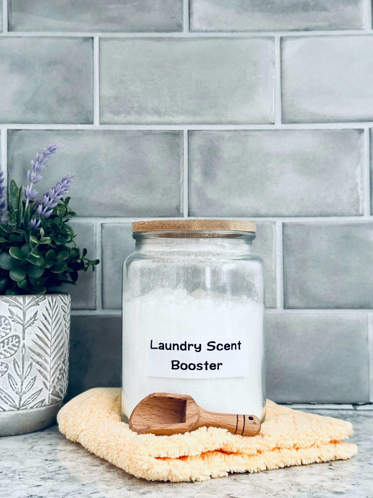 Leave Your Clothes Smelling Fresh With This DIY Laundry Scent Booster