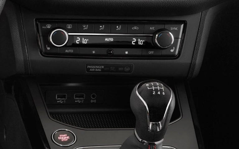 How to use your car’s air conditioning effectively during hot weather