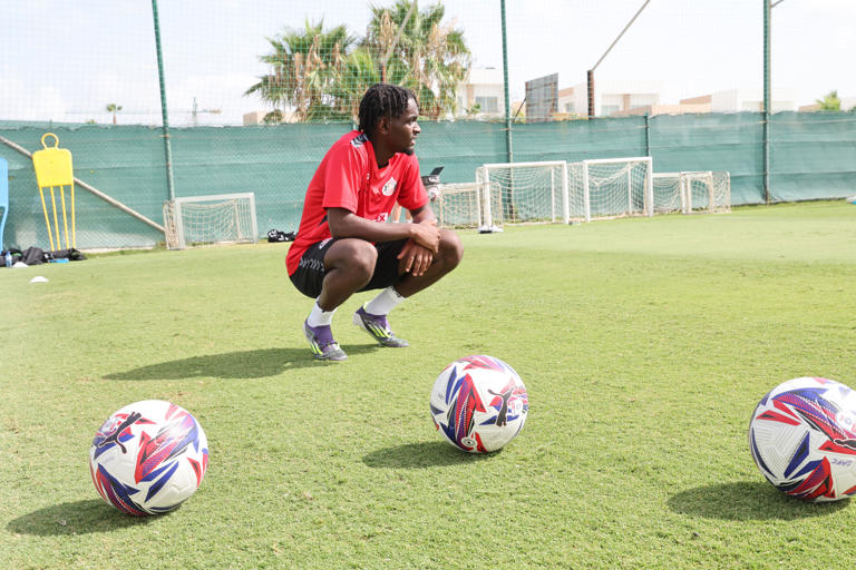 Leicester City player sends one-word message to Sunderland loanee ...