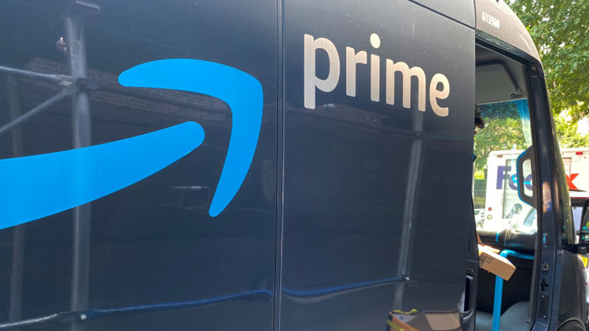 Amazon is selling a $1,400 laptop for $343 for Prime Day, and shoppers ...