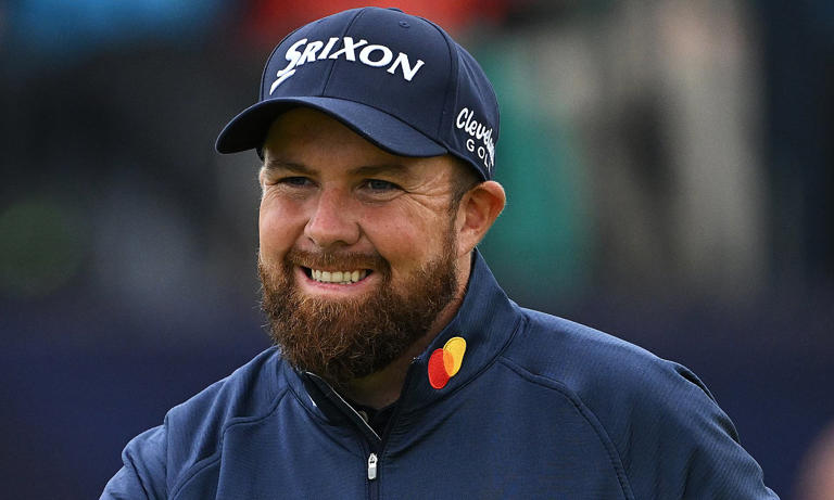 Shane Lowry off to a flawless start in pursuit of his second Open title ... Shane Lowry off to a flawless start in pursuit of his second Open title ...