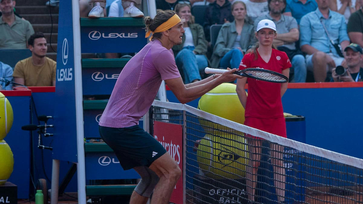 «Das ist eine Schande!»: Zverev fordert nach Schiri-Zoff Videobeweis im ... «Das ist eine Schande!»: Zverev fordert nach Schiri-Zoff Videobeweis im ...