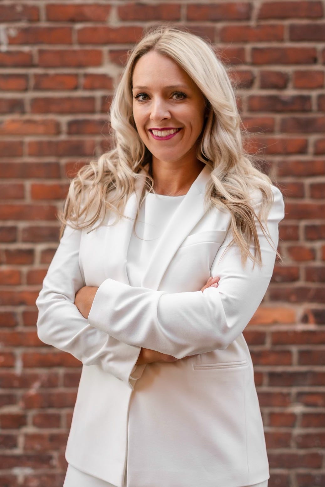 Springfield attorney Lori Rook will challenge Curtis Trent for Missouri ...