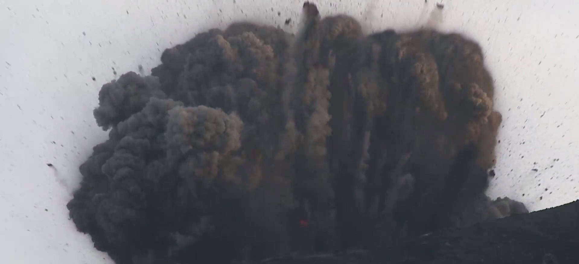 Here’s How Yellowstone Volcanic Ash Ended Up in Kansas