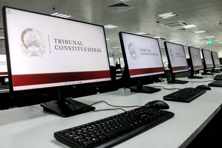 Tribunal Constitucional angolano declara inconstitucionais várias ...