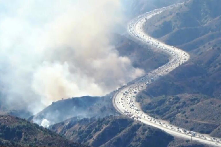 Multiple fires break out in L.A. County amid hot, dry conditions Multiple fires break out in L.A. County amid hot, dry conditions