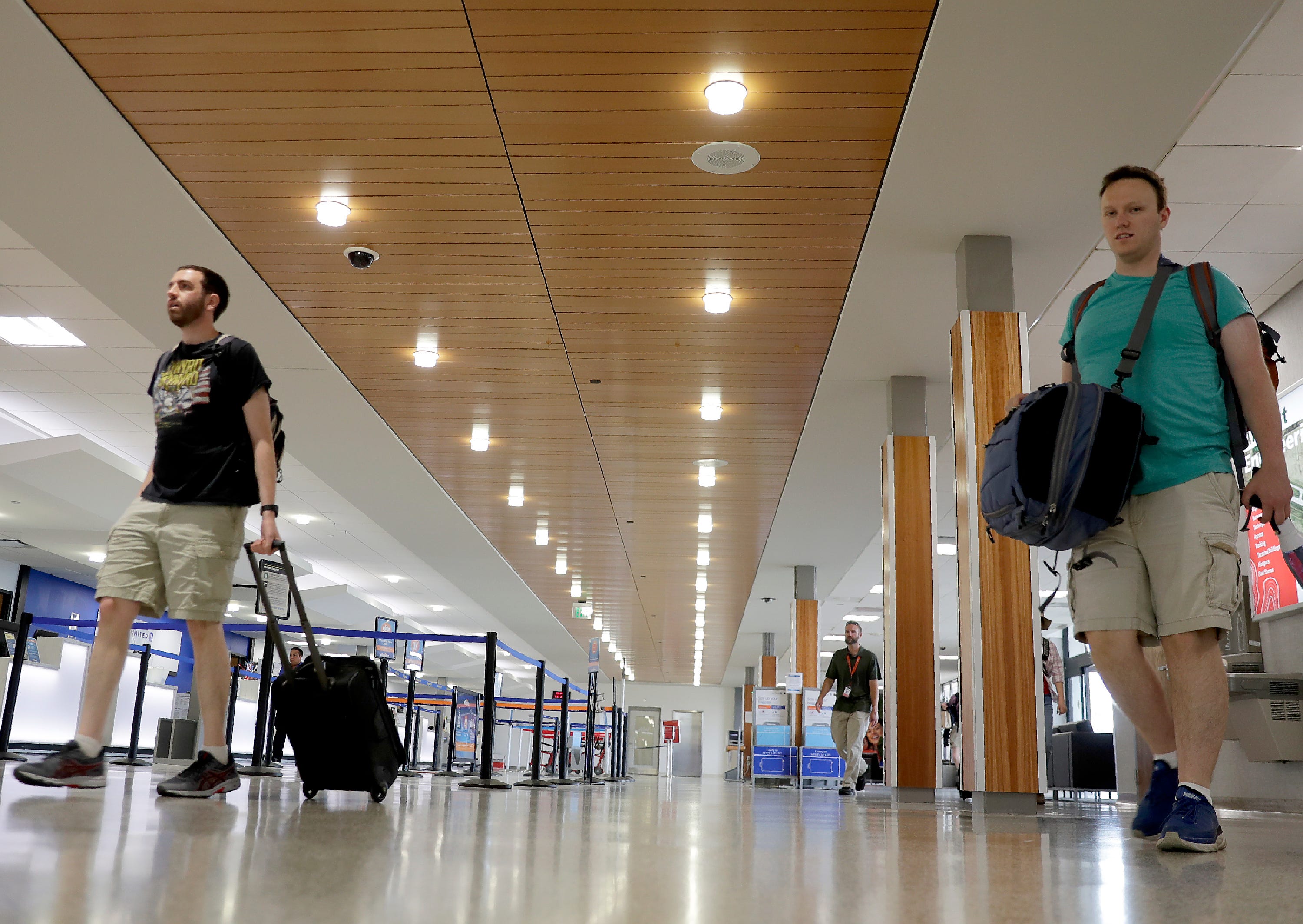 Appleton airport sees record-breaking number of passengers in 2024 ...