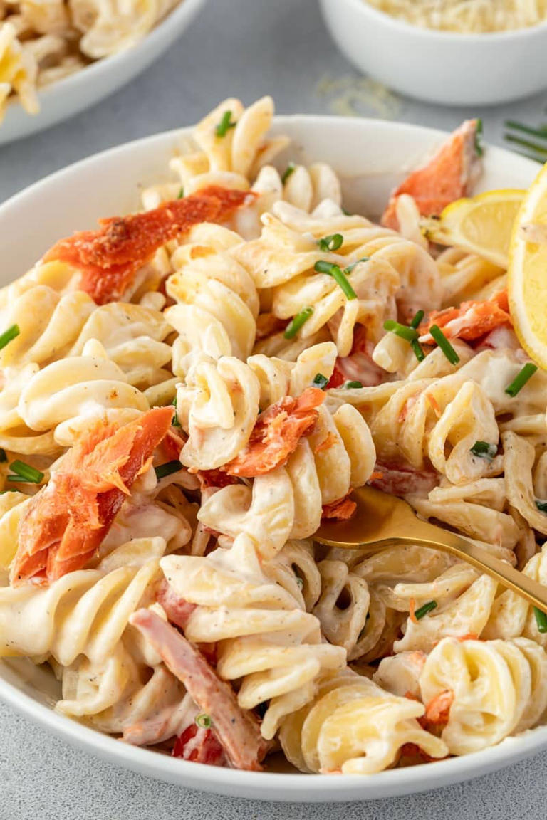 This 20-Minute Salmon Pasta Recipe Will Make You Feel Like a Gourmet Chef
