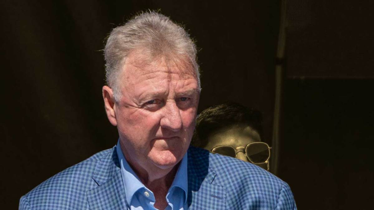 Larry Bird is disappointed with new NBA rules that limit teams' ability ...