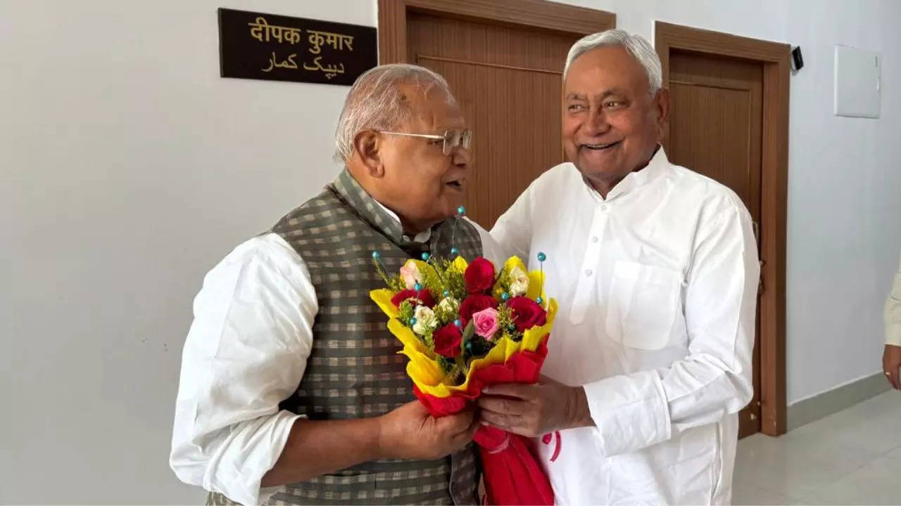 'Manjhi Se Party Chalegi? Na Paisa Hain Na Kuch': Jitan Ram Manjhi ... 'Manjhi Se Party Chalegi? Na Paisa Hain Na Kuch': Jitan Ram Manjhi ...