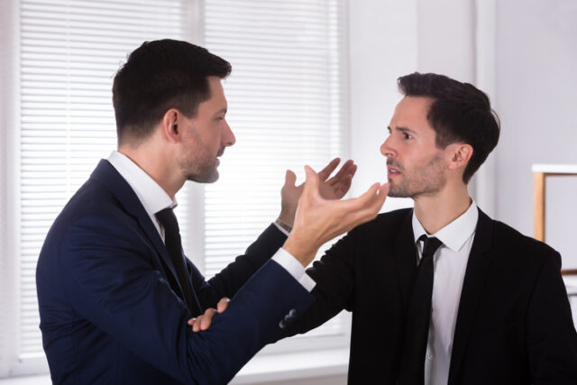 Nobody will like you if you do these 15 obnoxious things
