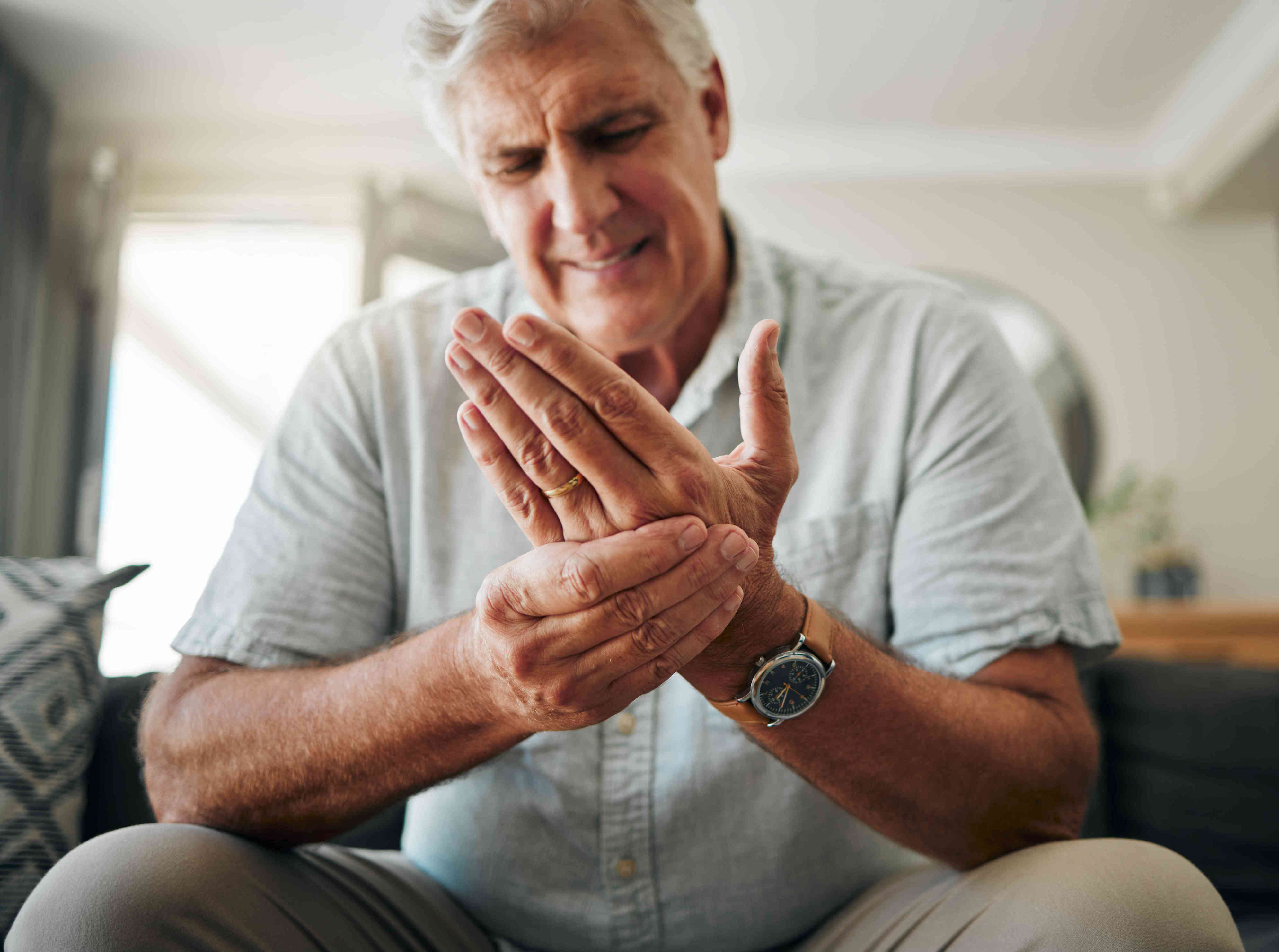 Understanding the causes and risk factors for arthritis
