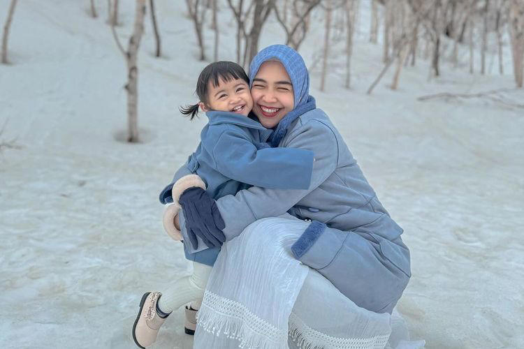 Cerai dari Teuku Ryan, Ria Ricis Bangun Rumah Mewah Bak Istana ... Cerai dari Teuku Ryan, Ria Ricis Bangun Rumah Mewah Bak Istana ...