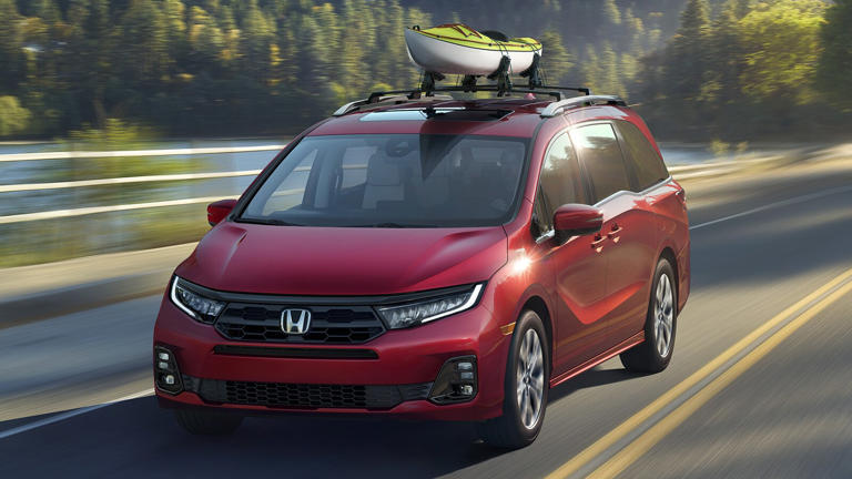 With the 2025 Honda Odyssey Minivan, You Get More Stuff for More Money