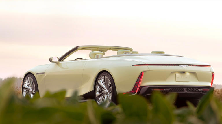 The Cadillac Sollei Concept Is Proof That Less Celestiq (Roof) Is More