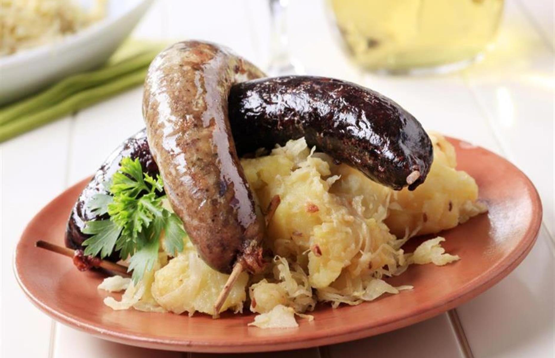Sausage salad and 32 other German delicacies worth trying
