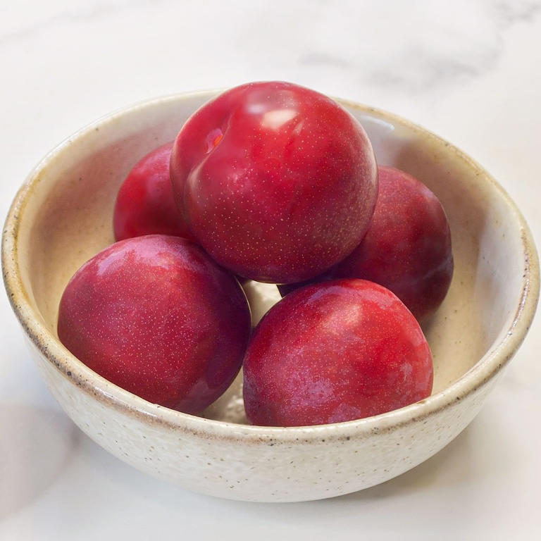 A Guide to the Most Popular Types of Stone Fruit